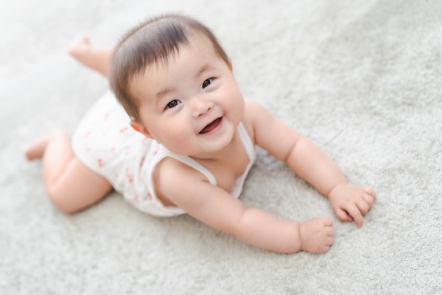 0歳児 とのコミュニケーションのコツをご紹介！ 0歳児 の保育を楽にしよう | 幼保就活教えてinfo+